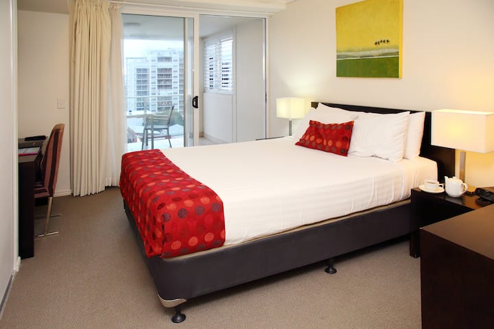 Cairns Central Plaza Hotel Two Bedroom Apartment - Cairns