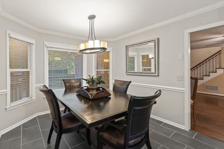 Ft. Jackson, Screened Porch, Fenced Yard, Pets - Columbia, SC