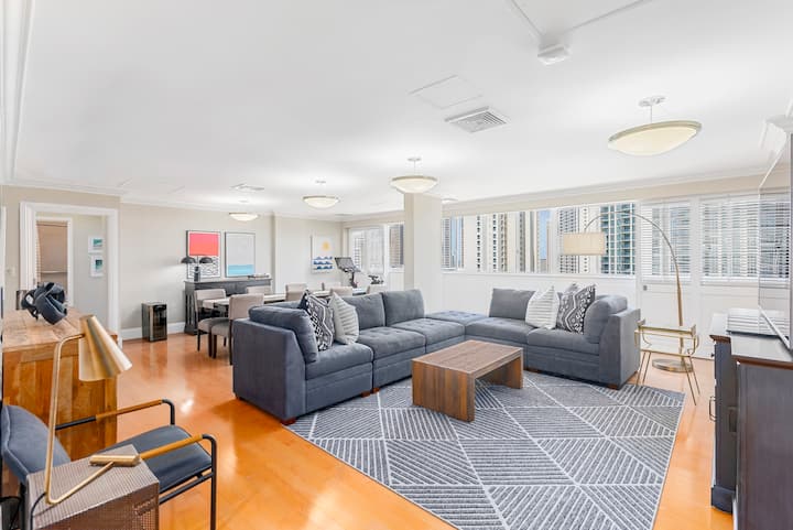 The Mauna Mansion Waikiki - 1,700 Sqft - Honolulu, HI