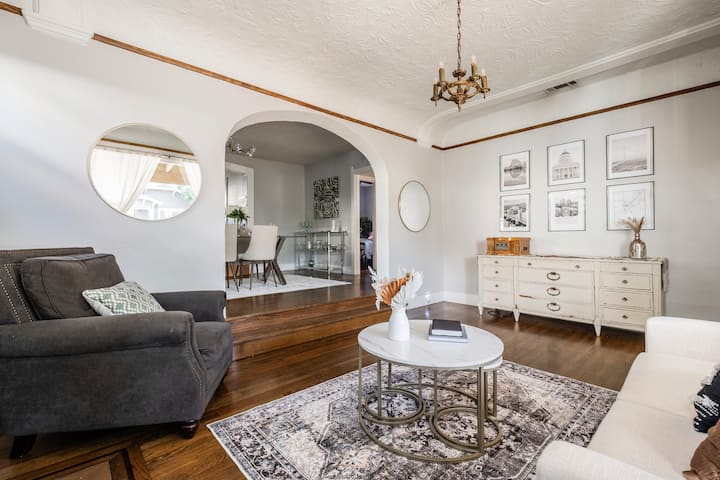Bungalow| Hot Tub|slp 6| Fire Pit|east Sac - Sacramento, CA