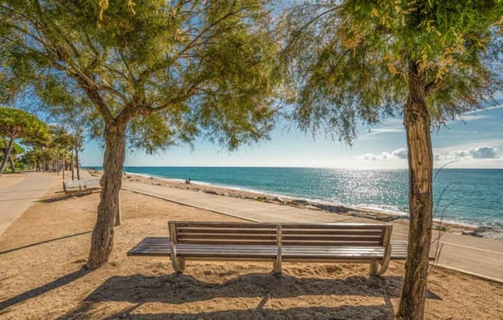 Al Lado Del Mar - Pineda de Mar