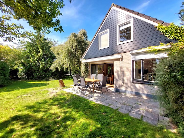 Vakantiehuis Zeezwaluw 56 - Renesse