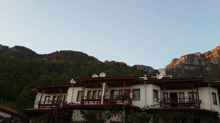 Akyaka'da Eviniz - Akyaka