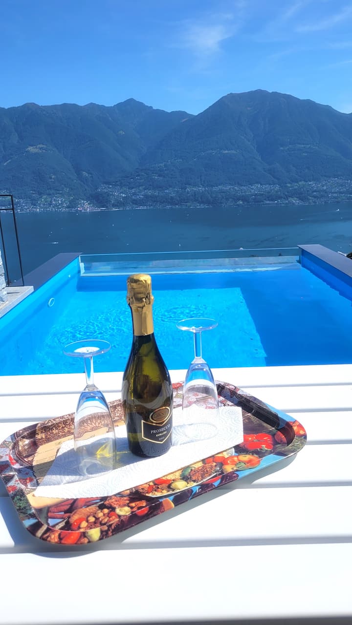Casa Ticinese, Vista Lago, Jacuzzi & Piscina - Verzasca