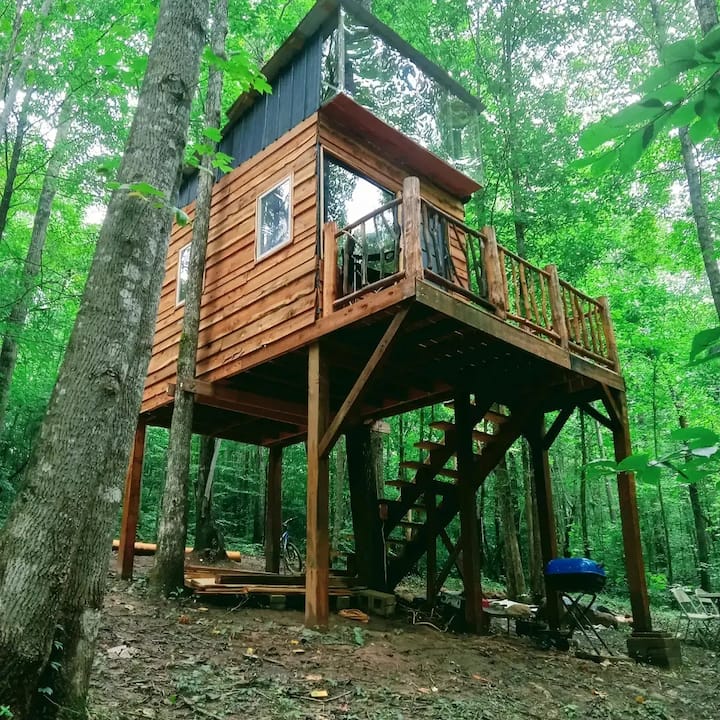 The Treefort - Treehouse Cabin - Morganton, NC
