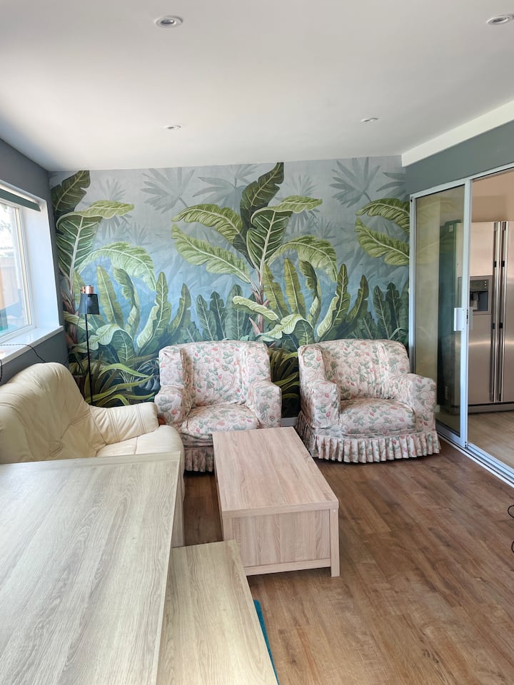 Large Double Room With Twin Beds In Colchester - コルチェスター
