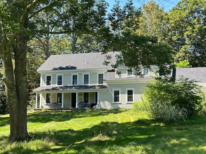 Farmhouse Perfect For Families! - University of New Hampshire, Durham