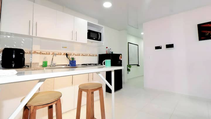 Private Apartment - 3 Beds - 2 Rooms - Internet - Medellín