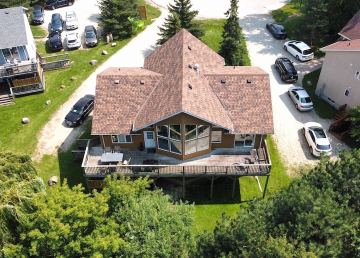The Blue Mountains Chalet For 20- 8br Bliss W/htub - Collingwood