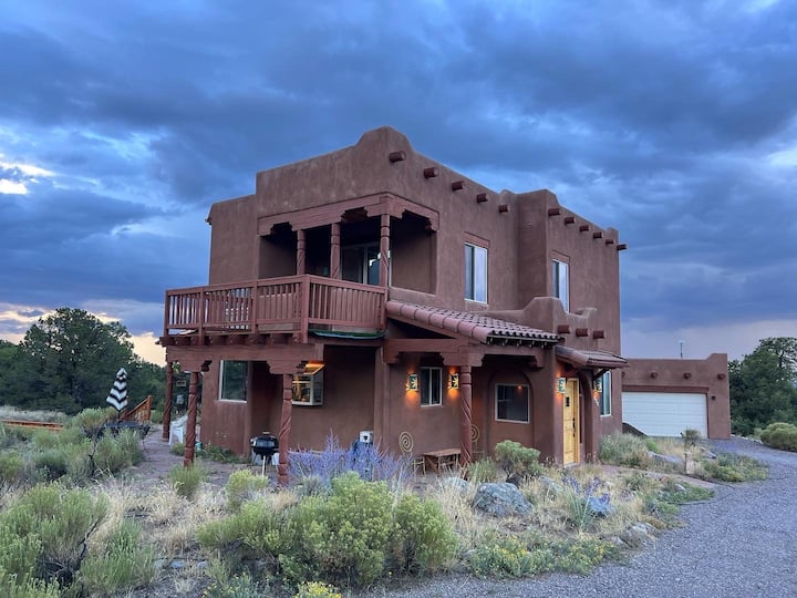 Crestone Adobe Vista Manor - Crestone, CO