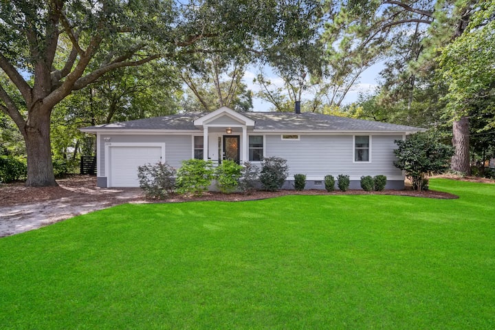 "Carolina Cottage" - Beaufort, SC
