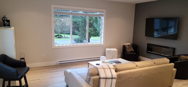 Double D Ranch Guest House - Comox