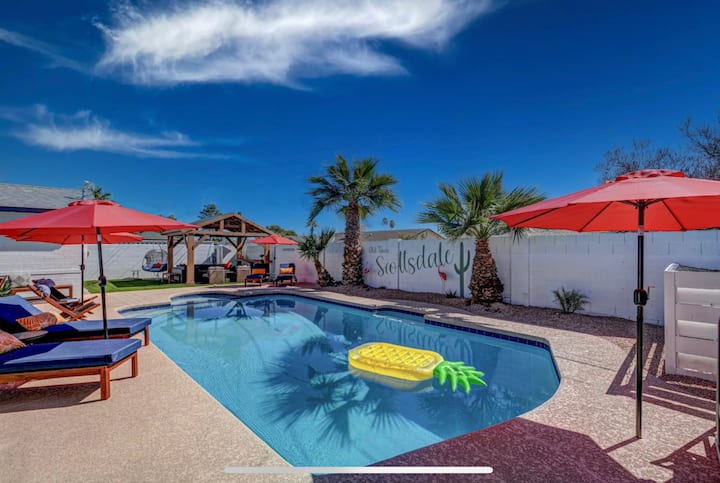 Old Town Oasis! Flexible Check-in, Pool & Spa - Scottsdale, AZ