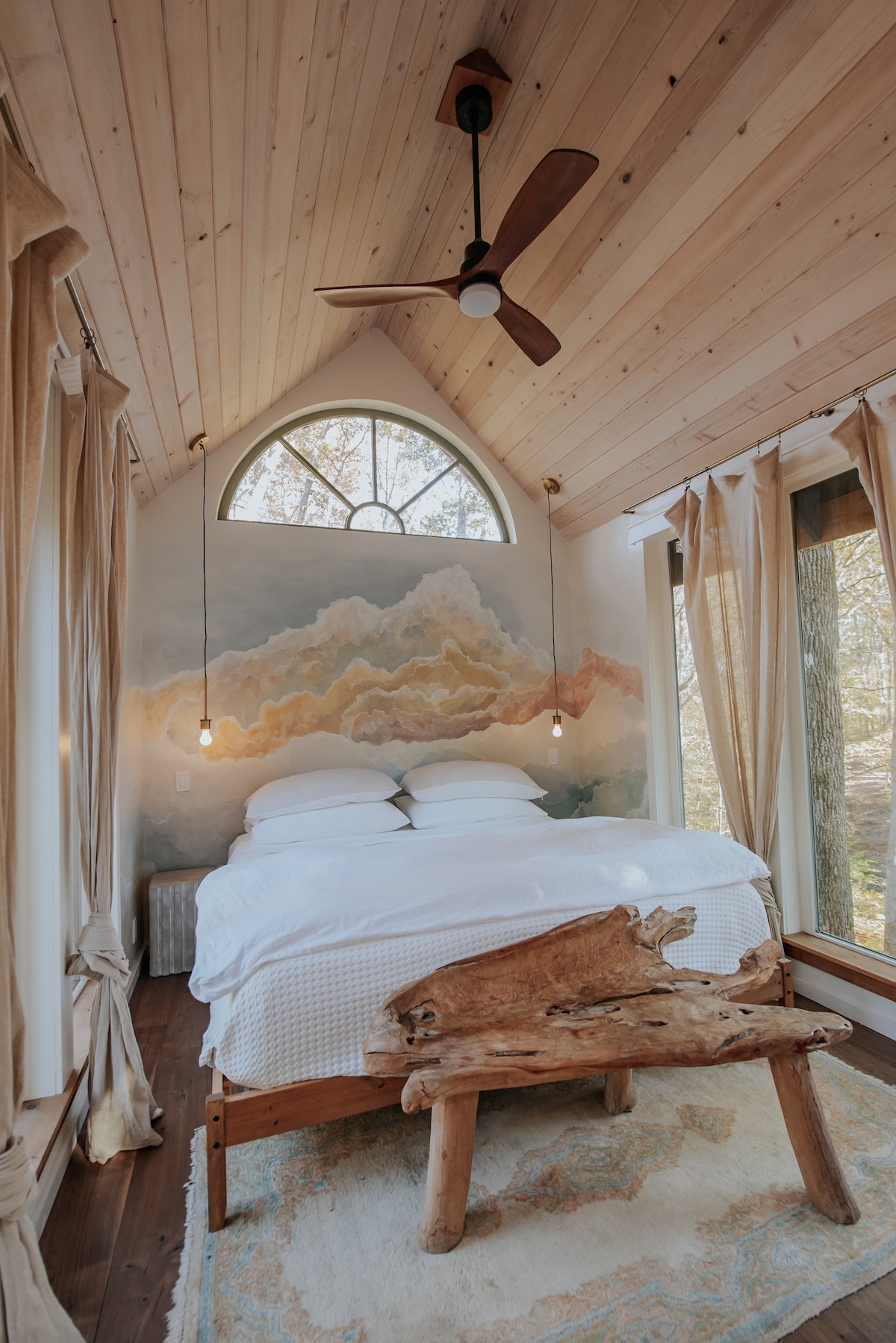 Nashville Luxury Dream Treehouse +Spa - Treehouses for Rent in ...