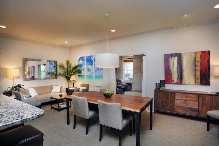 Garden Oasis Bungalow In Oakhurst (Decatur Ga) - Decatur, GA
