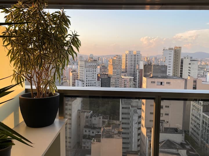Studio Com Vista Panorâmica Incrível No 22º Andar - São Paulo