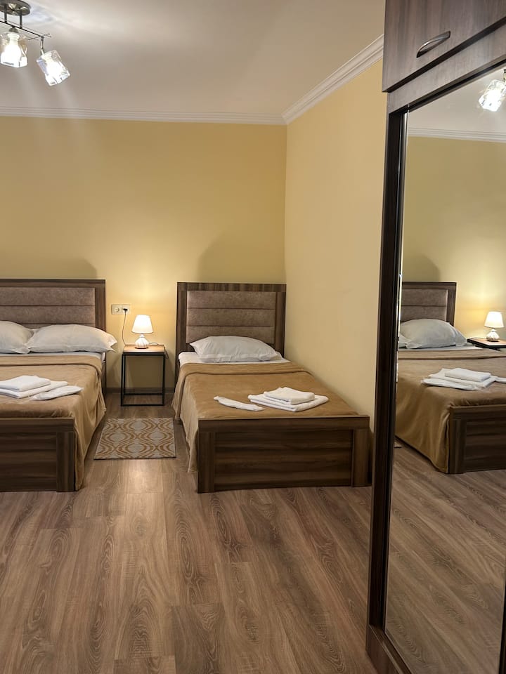 In The Shade Of The Garden - Tiflis