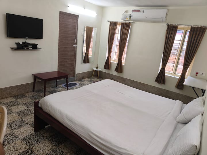 Cm Residency ( B&b In Salem) - Salem