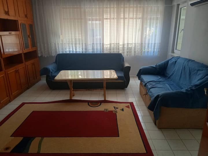 Akçay Merkezde Sezonluk - Edremit