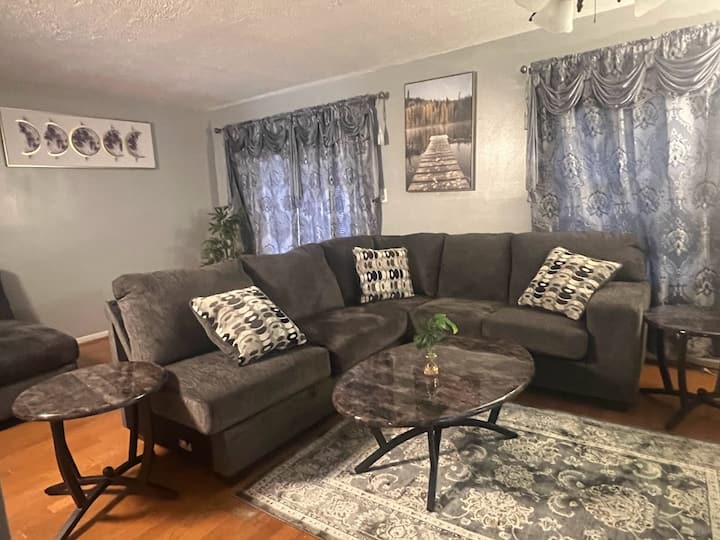 Bob's Vacation Home - Six Flags America, Bowie