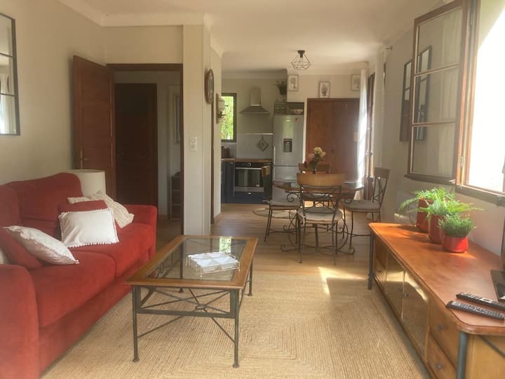 Charmant T2 Dans Chalet Familial Et Grand Jardin - Valdeblore