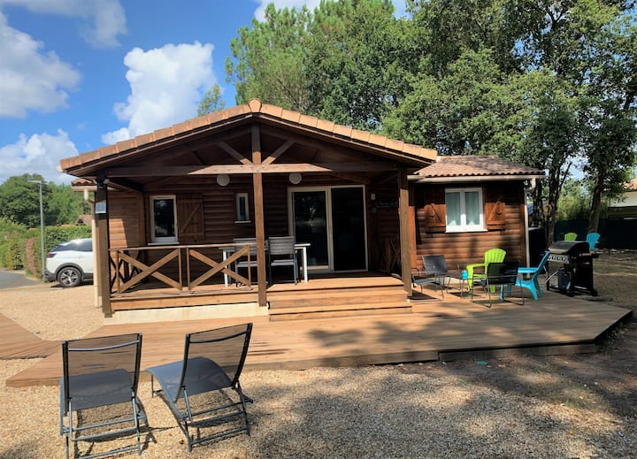 Chalet Dans Domaine Avec Piscine - Saubion