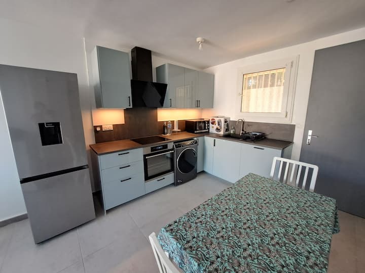 T4 65 M2, à Giens Proche Village - Hyères