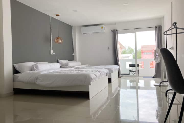Unit 301 - 60 Sqm Room 2 Queen Beds W/ Bathtub - Chiang Mai