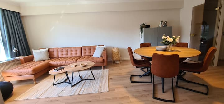 Appartement Moderne Et Spacieux De 5p Avec Parking - Oostende