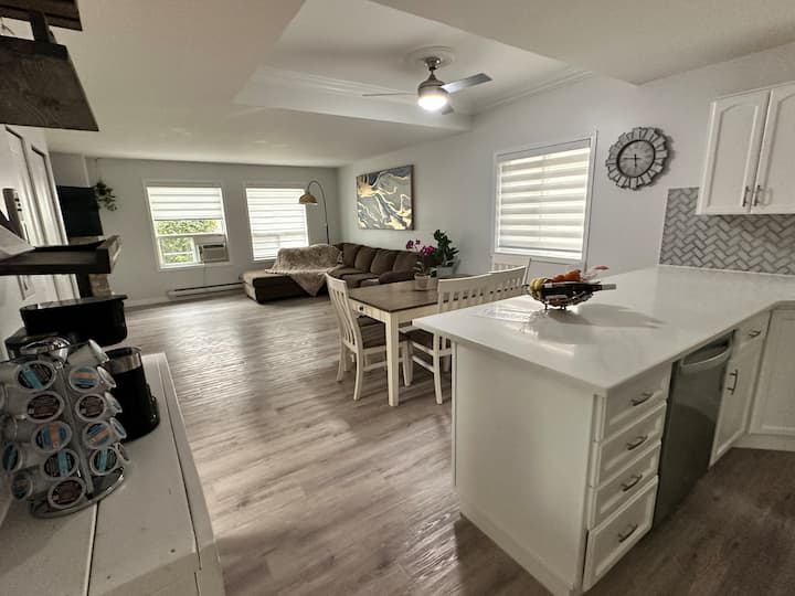 Family House Centrally-located - 彭蒂克頓