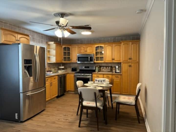 Darling Homestay - Deer Park, TX