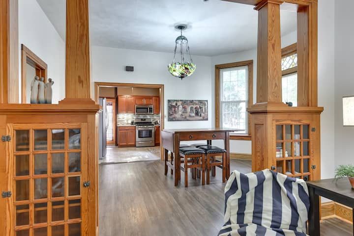 Downtown Omaha: Cozy House With Private Casita - Omaha, NE