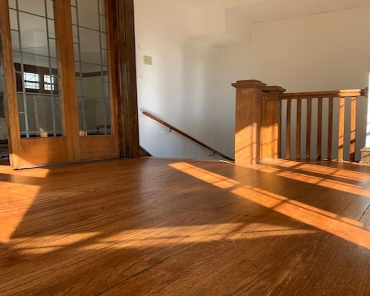 Walk To Lake, Rare Eastside Flat - Milwaukee, WI
