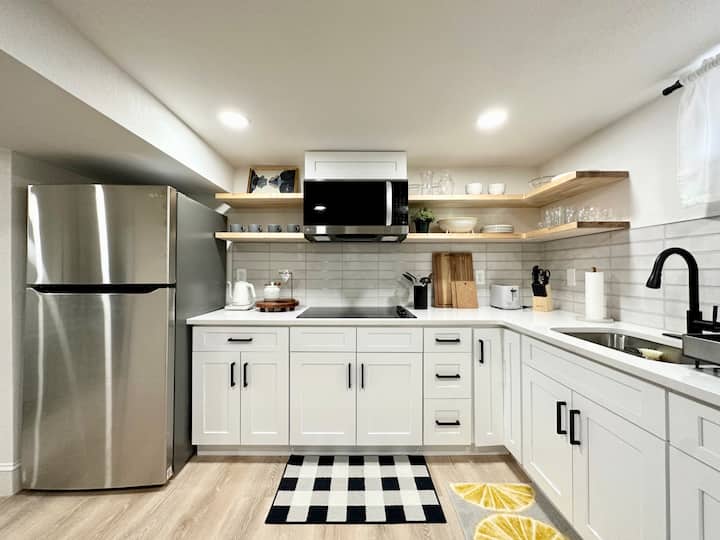 City Escape Close To Denver & Airport - Aurora, CO