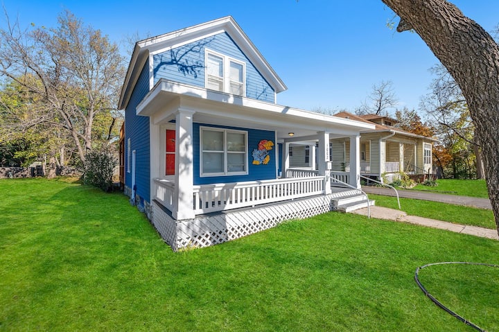 Jayhawk House - 5 Min To Ku/dwtn - Lawrence, KS