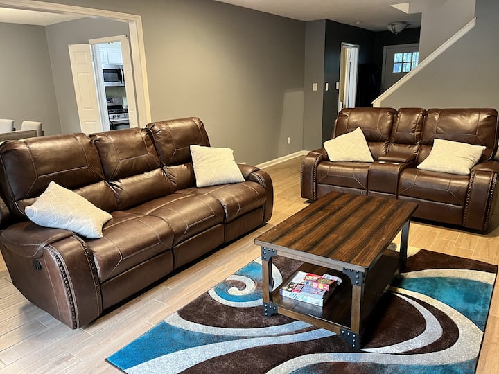 Charming 4br Home East Memphis - Memphis, TN