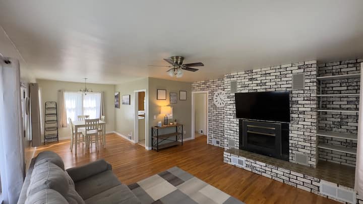 Quiet & Cozy Home - Wind River Hotel & Casino