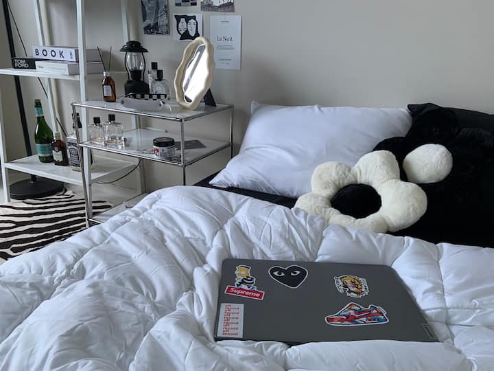 #교동  #스타일러 #동성로 #블랙앤화이트 - 대구광역시