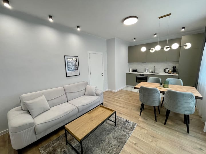 Vanquish Central Apartment - Varna