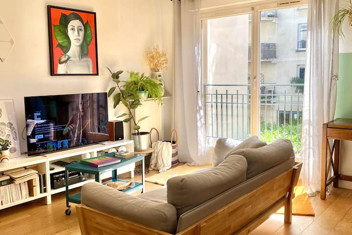 Coeur De Clichy à Une Rue De Paris - Clichy