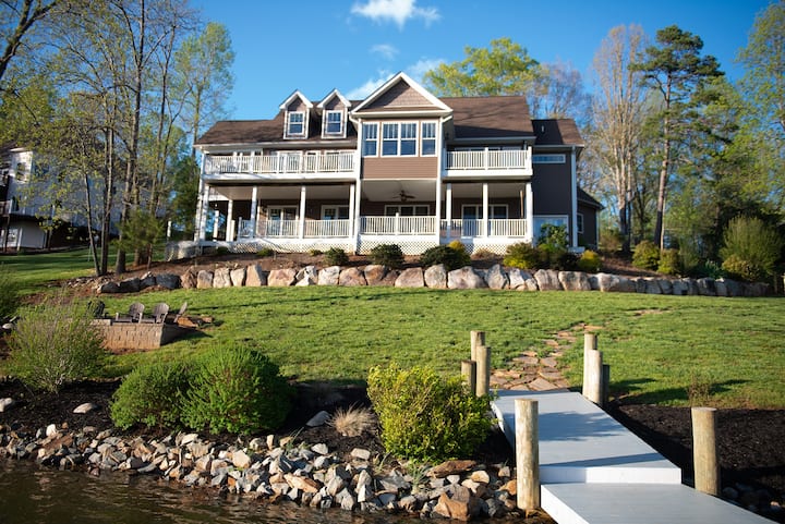 Reel Relaxin' - Relax In Luxury In No Wake Zone! - Smith Mountain Lake, VA