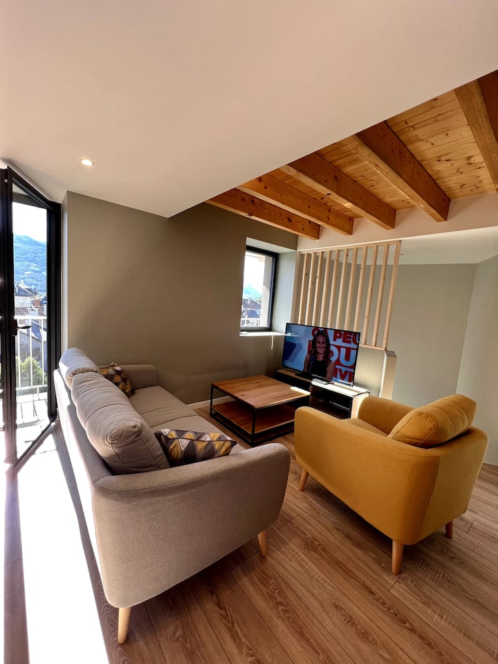 Charmant T3 Climatisé & Balcon Au Cœur D’argelès - Argelès-Gazost