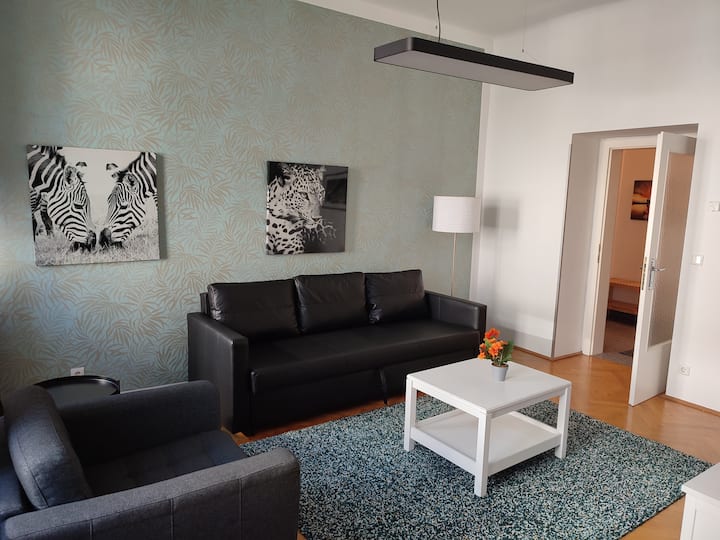 Apartment In Vienna-hernals - Viena