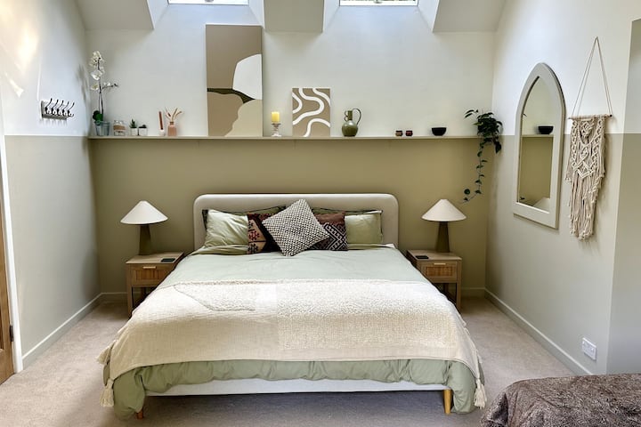 Park View Suite Overlooking Brueton Park - Birmingham