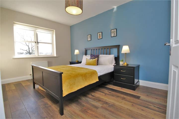 Serene Double Room | Dublin 15 Near City - Dunboyne
