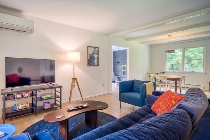 Moonlit Grove - Midcentury Getaway Near Woodstock - Saugerties, NY