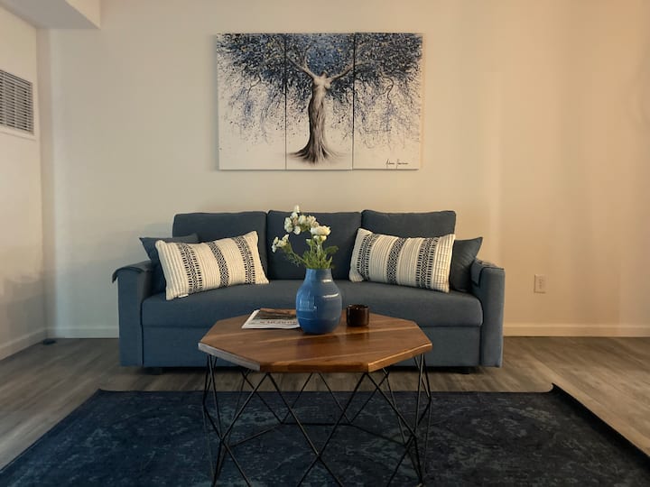 A Sandy Escape Near The Beach - Norfolk, VA