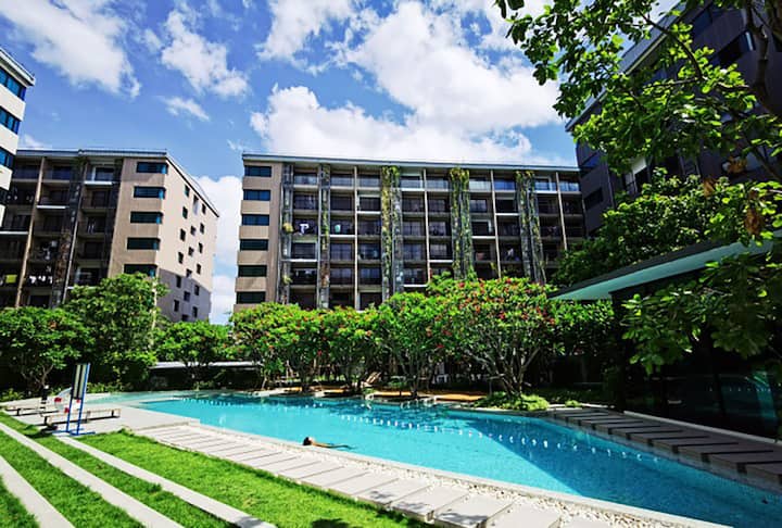2br 4ppl/surasak Bts Sathorn/ Wi-fi/ Pool/ Gym - Bangkok