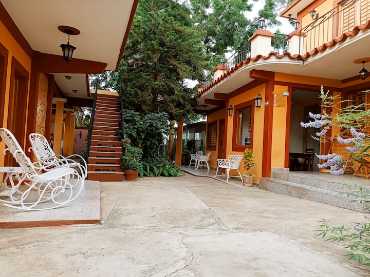 Casa Oscar, Viñales. - Viñales