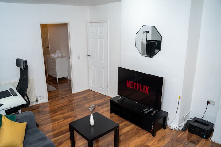 Stylish, Modern Flat In Leeds - Leeds